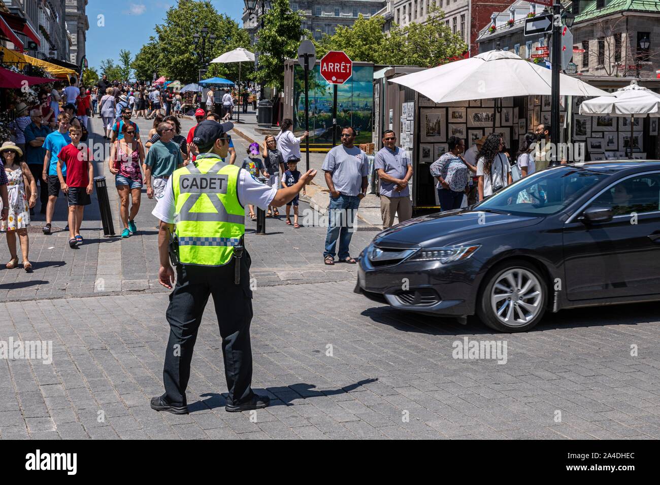 Canada police directing traffic hi-res stock photography and images - Alamy