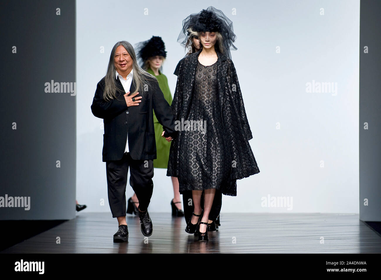 John rocha dress hi-res stock photography and images - Alamy