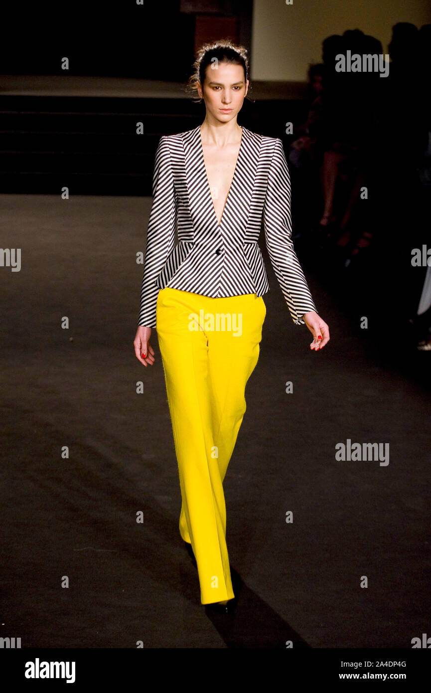 Sass and bide model hi-res stock photography and images - Alamy