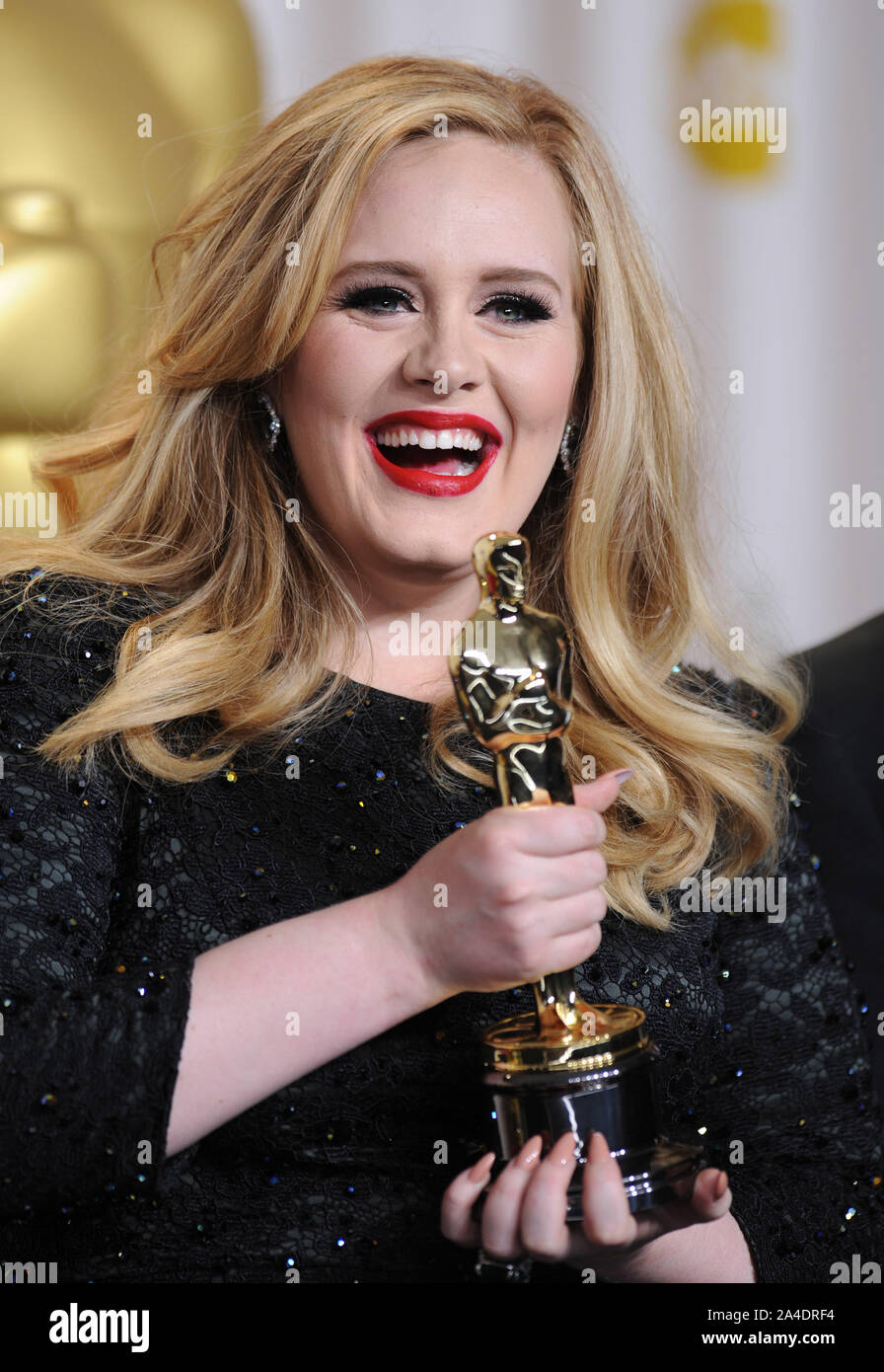 Photo Must Be Credited ©Karwai Tang/Alpha Press 076909 24/02/2013 Adele Atkins wins Best ...