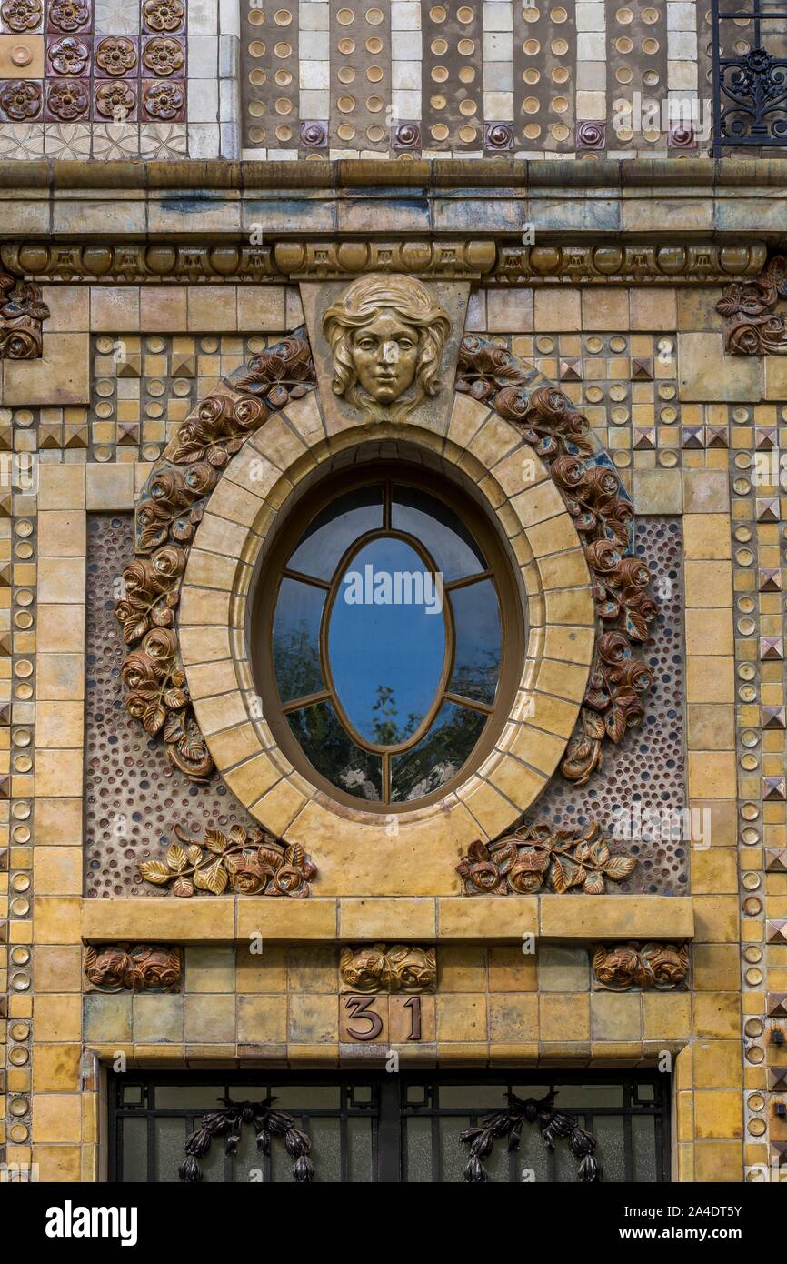DOOR LINTEL, FACADE OF AN ART DECO BUILDING, 31 RUE CAMPAGNE PREMIERE ...