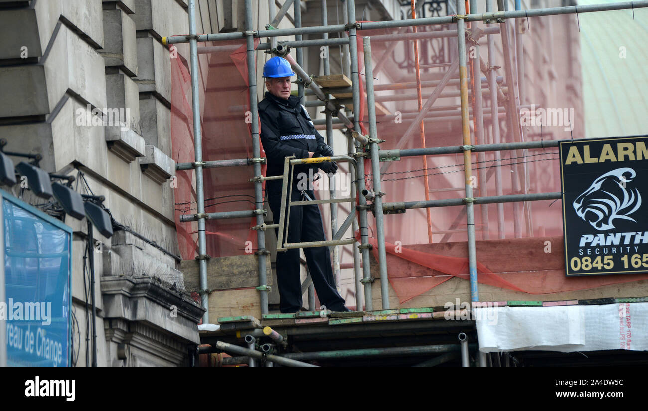 Police station scaffolding hi-res stock photography and images - Alamy