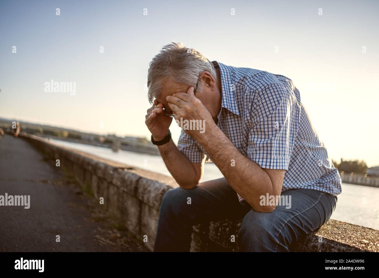 Worried person hi-res stock photography and images - Alamy