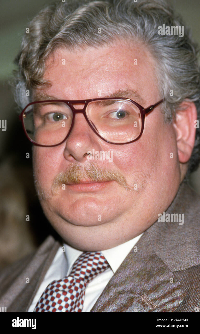 09 1988 hi-res stock photography and images - Alamy