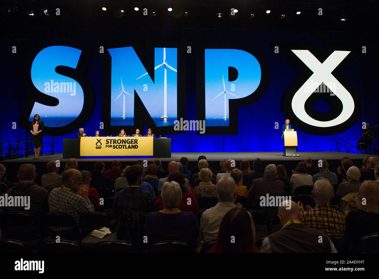 Snp logo hi-res stock photography and images - Alamy