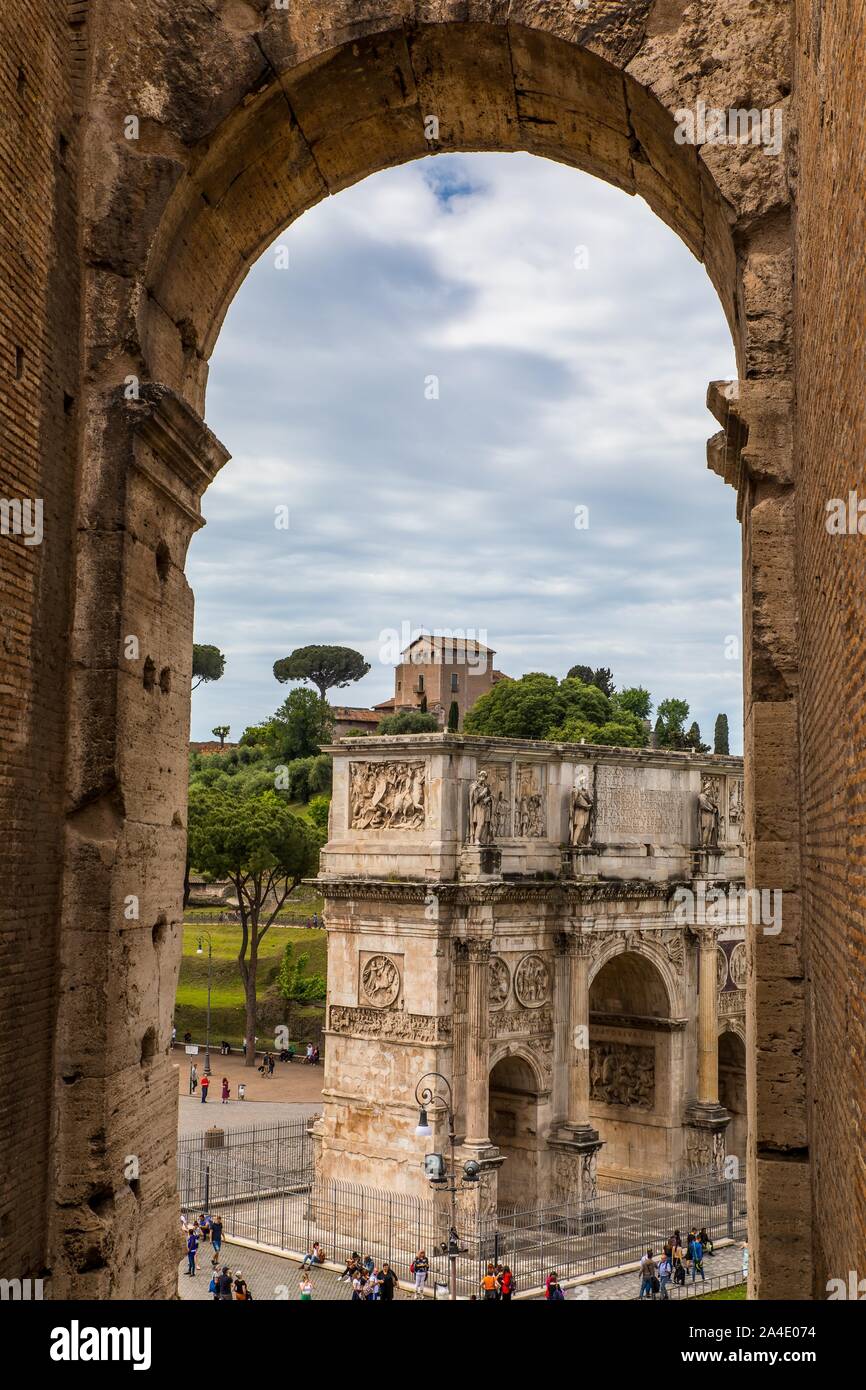 ARCH OF CONSTANTINE, ARCUS CONSTANTINI, ROME, ITALY, EUROPE Stock Photo ...