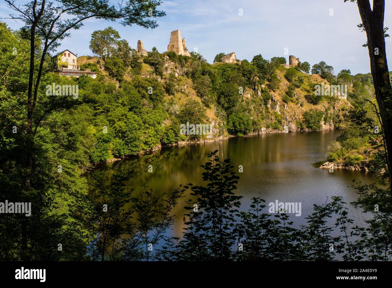 THE CREUSE AND THE MEDIEVAL FORT OF CROZANT, CROZANT, (23) CREUSE, NEW ...