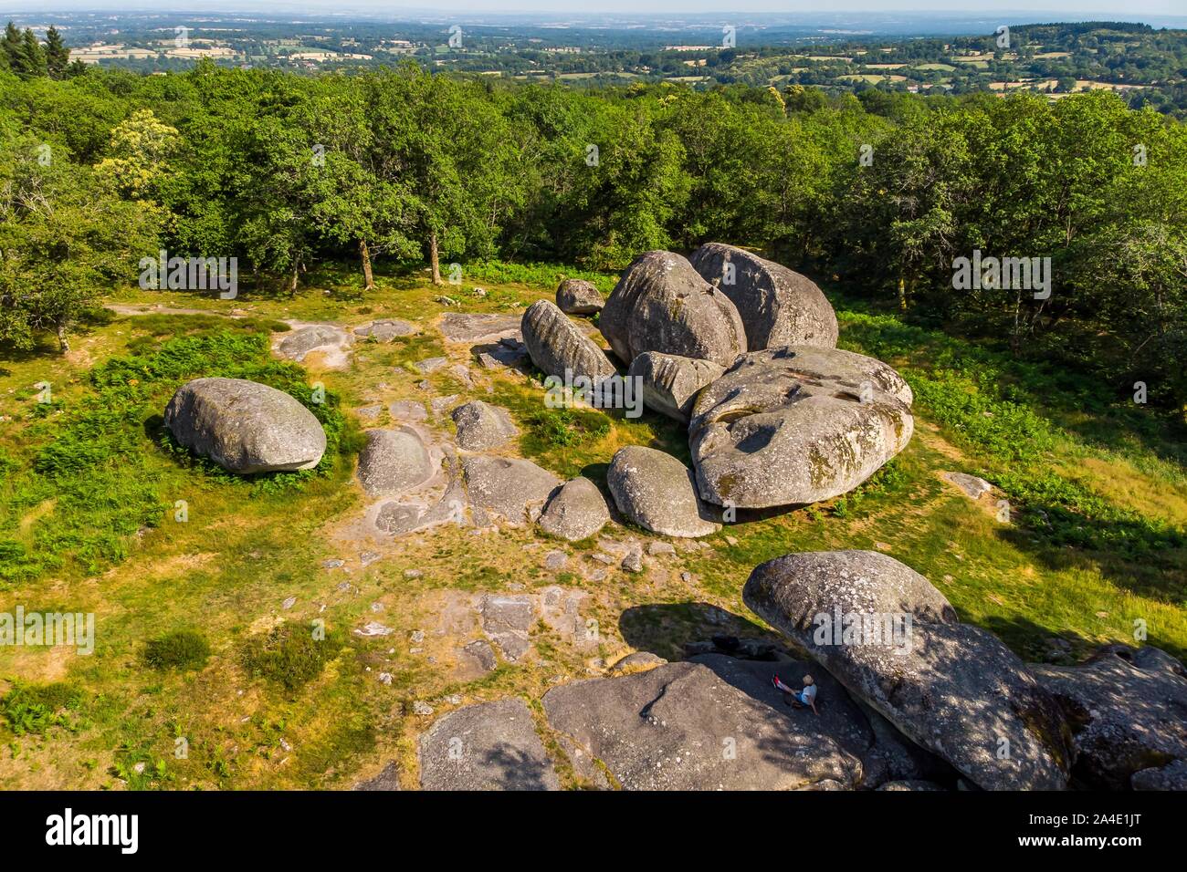 YELLOWISH STONES, NATURAL SITE, MOUNDS OF AMAZING GRANITE BLOCKS ...