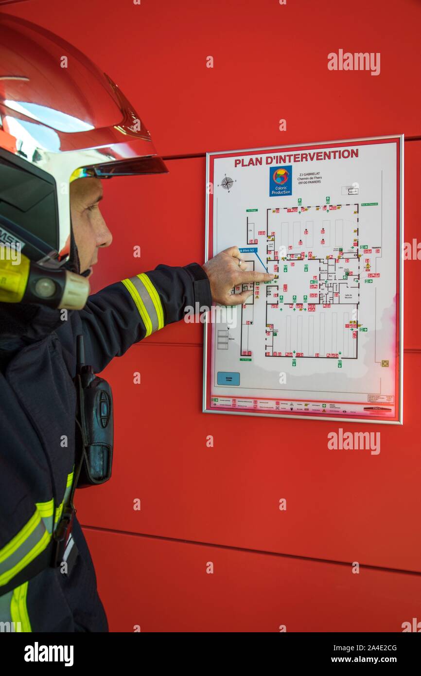 Intervention plan hi-res stock photography and images - Alamy