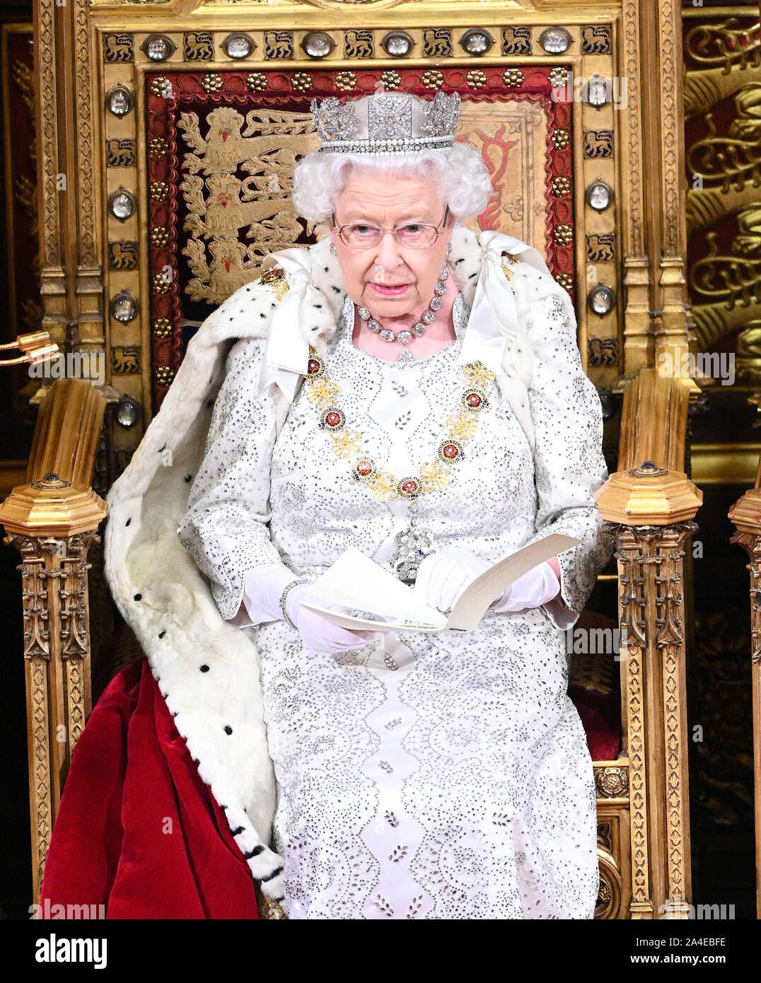 Queen Elizabeth II delivers the Queen's Speech during the State Opening ...