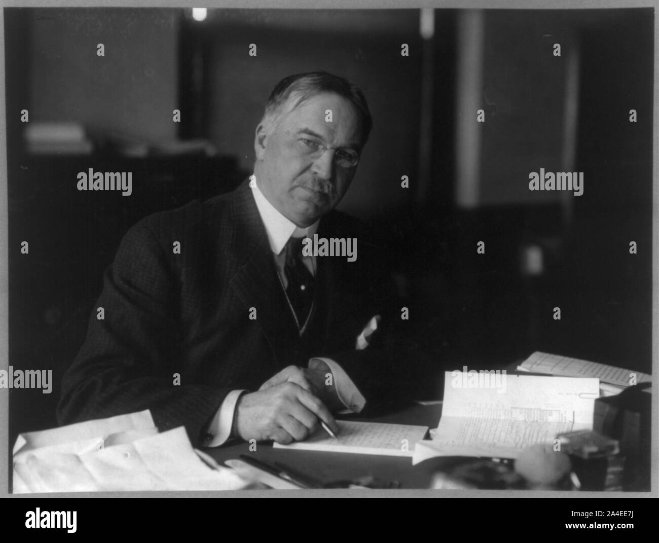 Théodore shonts Black and White Stock Photos & Images - Alamy