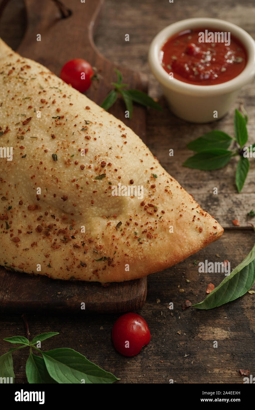 Ricotta cheese calzone hi-res stock photography and images - Alamy