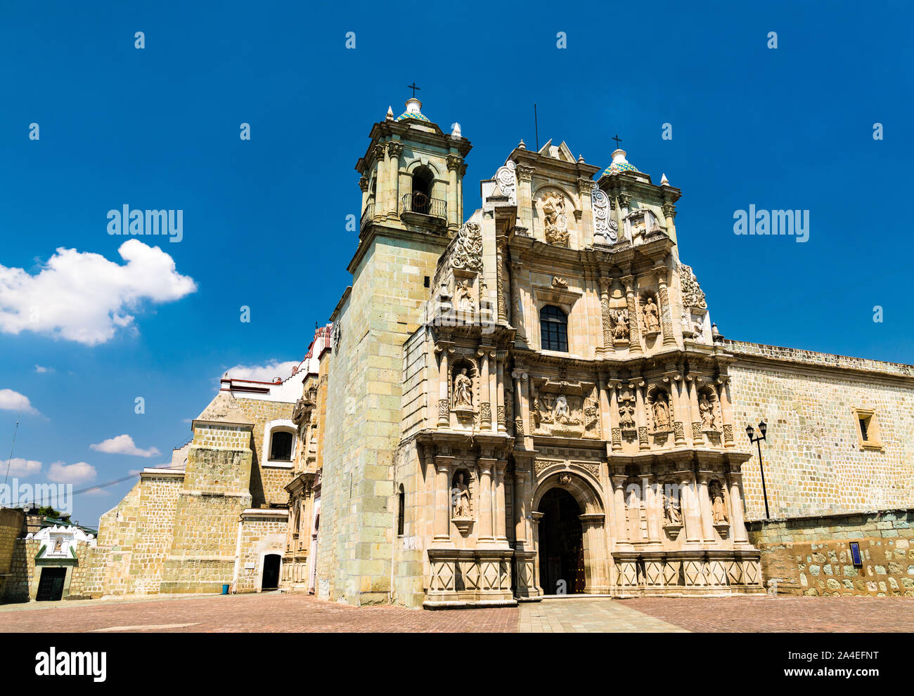 Mexican baroque architecture hi-res stock photography and images - Alamy