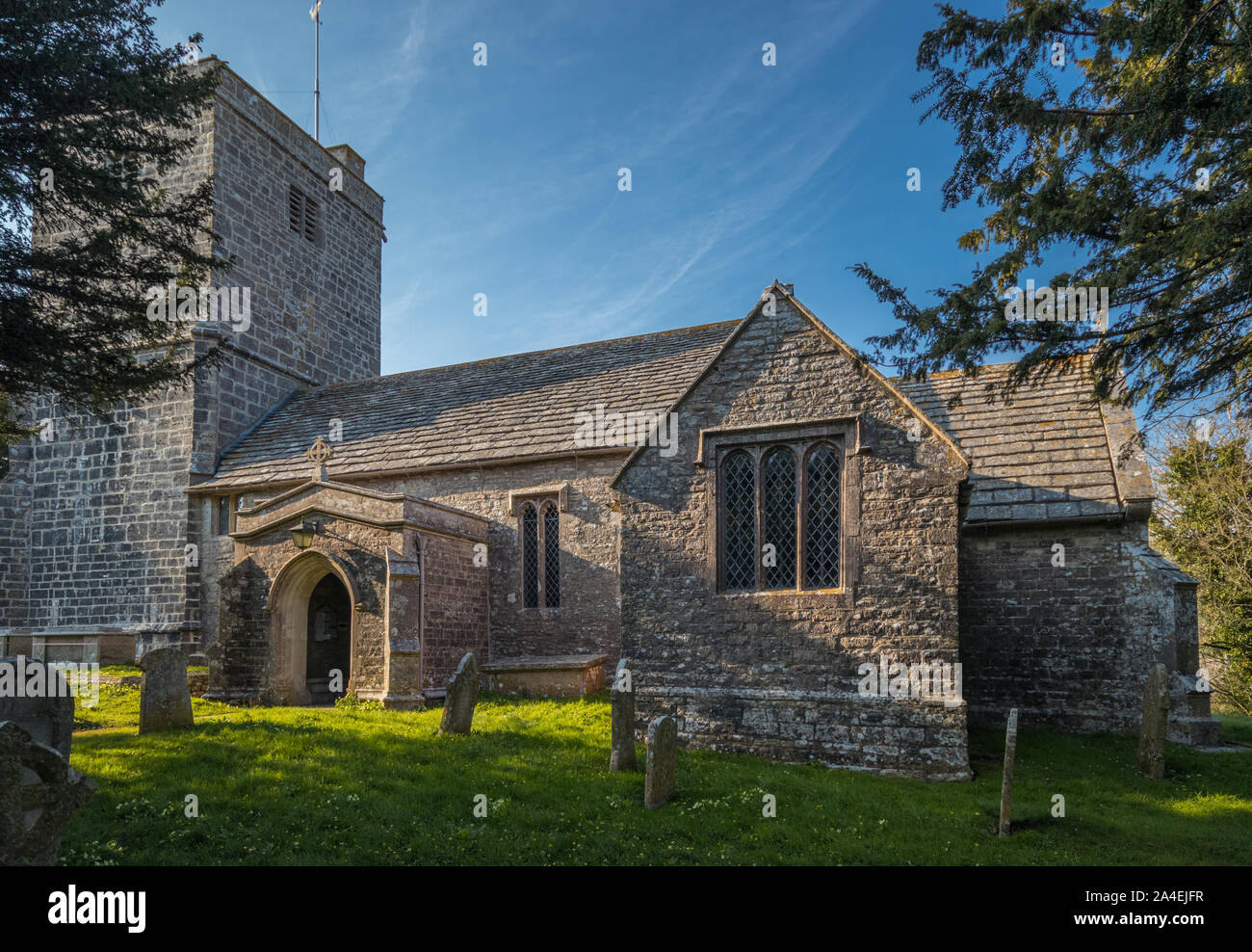 Church knowle village hi-res stock photography and images - Alamy