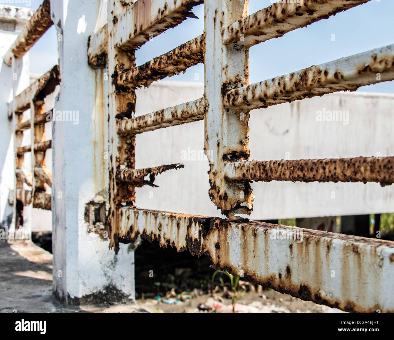Handrail broken hi-res stock photography and images - Alamy