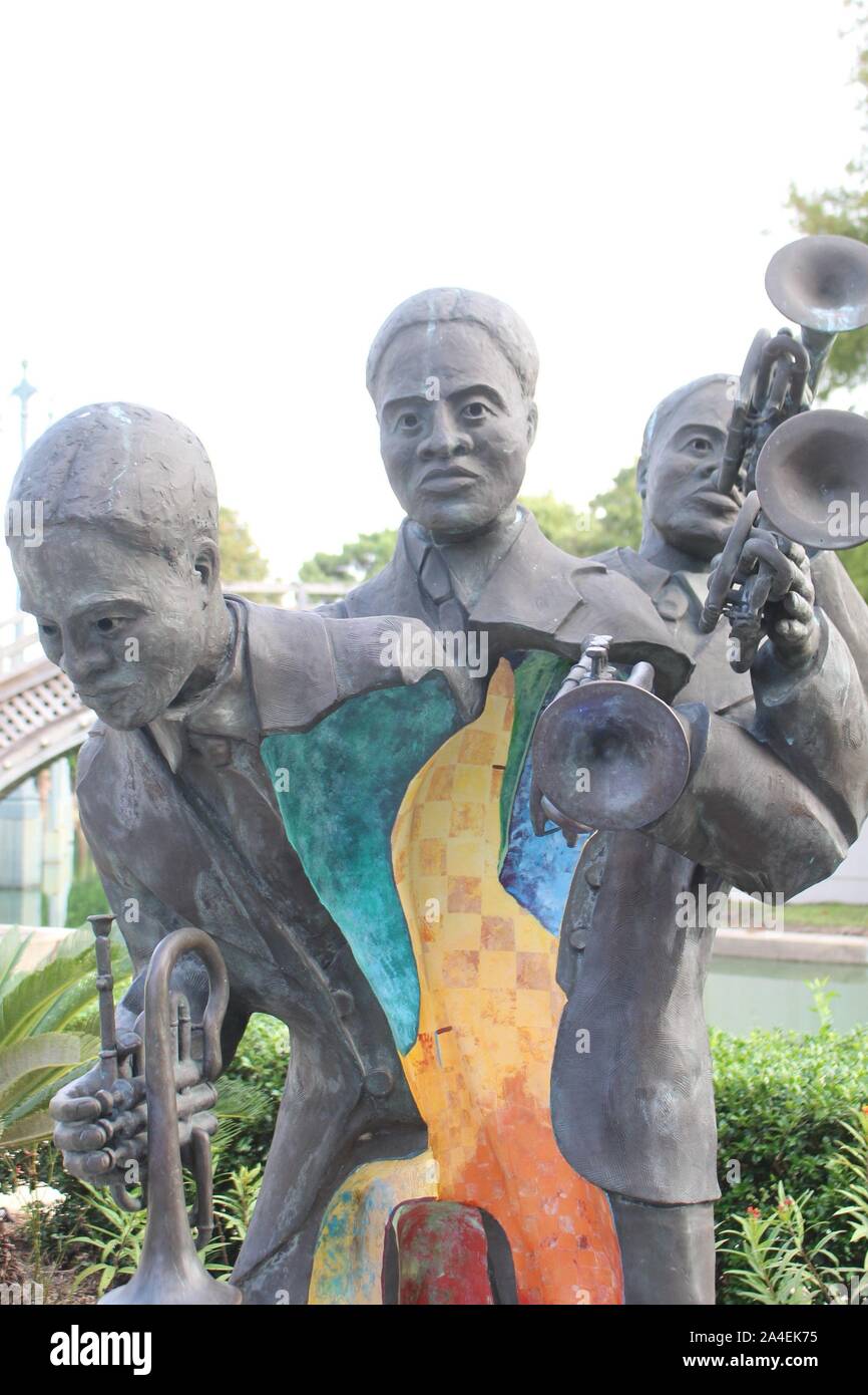 sculpture of jazz player Stock Photo - Alamy
