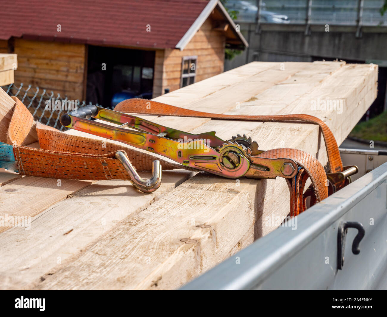 Cargo lashing hi-res stock photography and images - Alamy