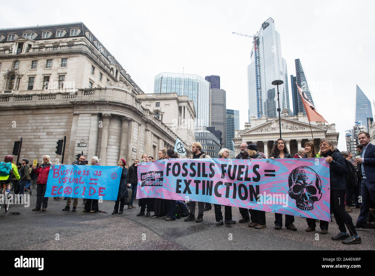 Extinction rebellion block roads hi-res stock photography and images ...