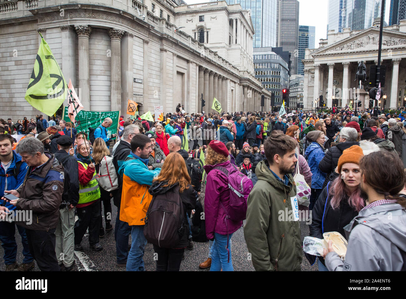 Extinction rebellion block roads hi-res stock photography and images ...