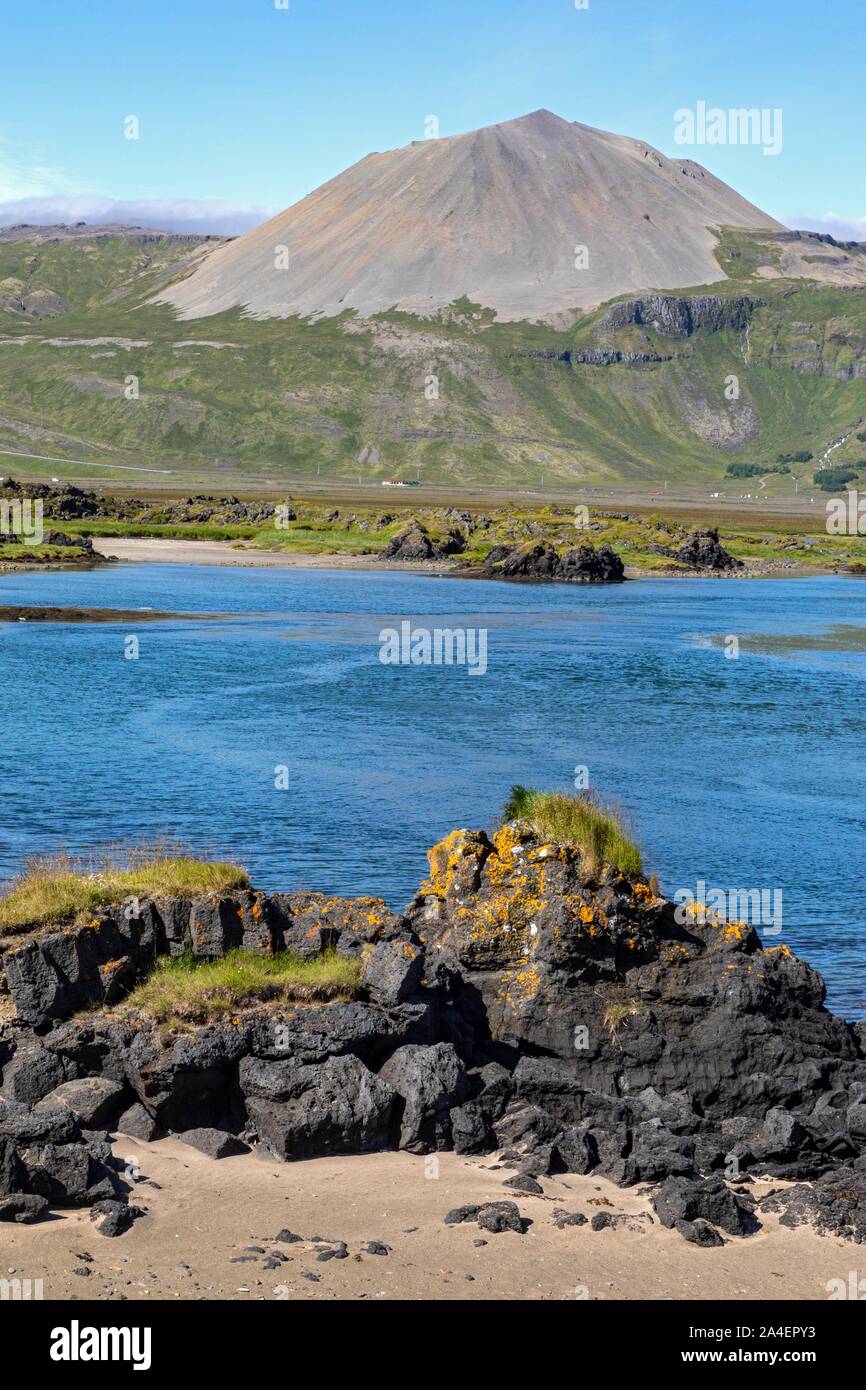 BEACH OF BLACK VOLCANIC ROCK, DJUPALONSSANDUR, VOLCANIC PENINSULA OF ...