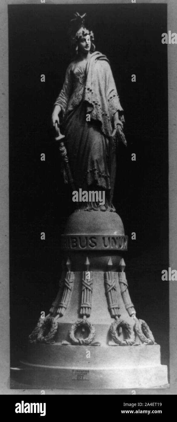 Tholus, inscribed with E Pluribus Unum [by] T. Crawford, Sculptor, Rome ...