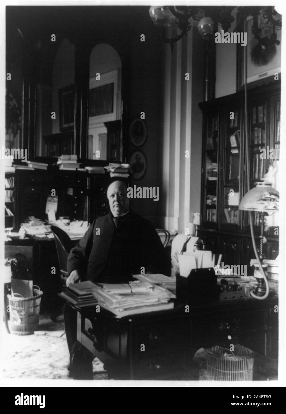 Thomas b hi-res stock photography and images - Alamy