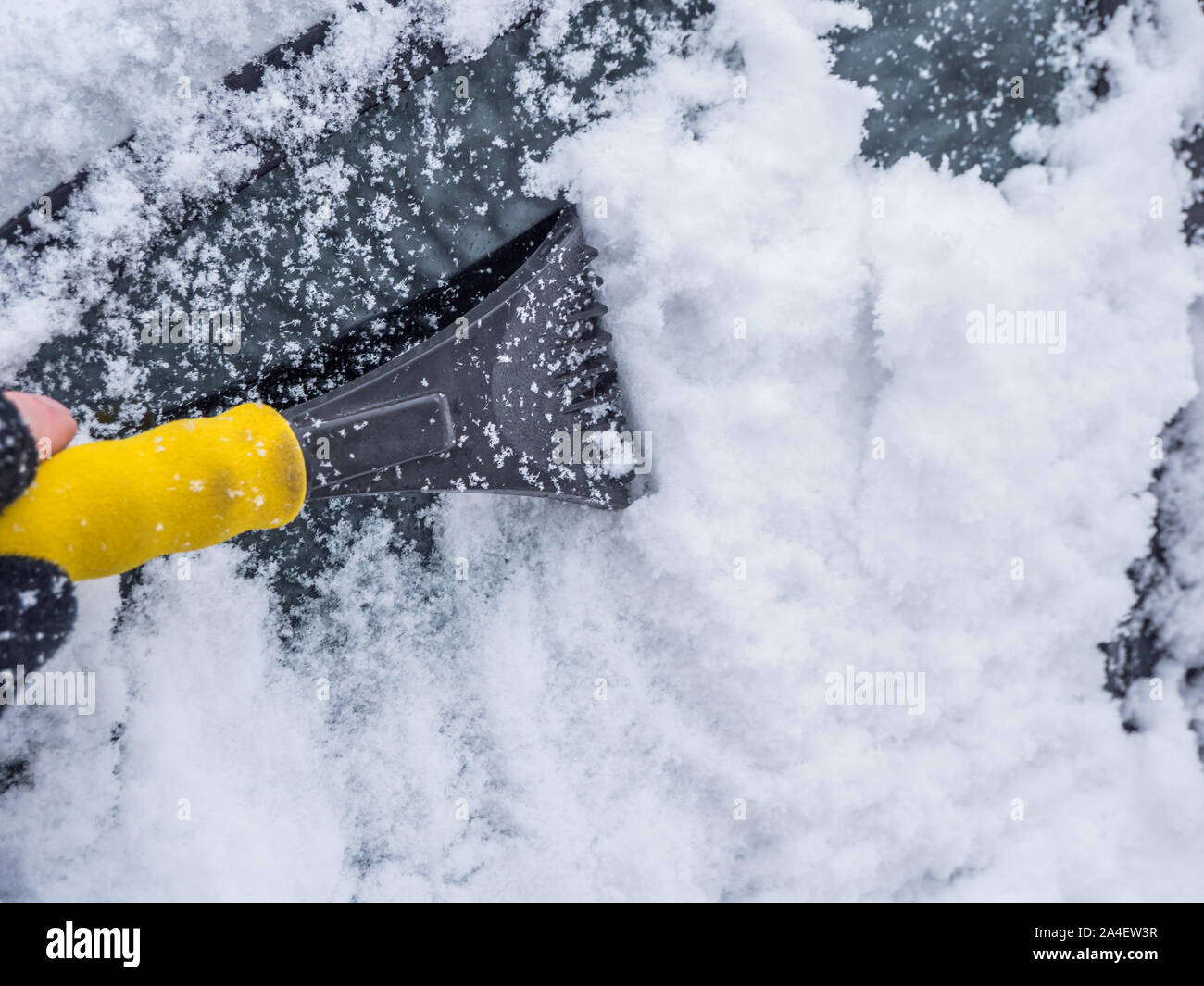 Clear car window Stock Photo - Alamy