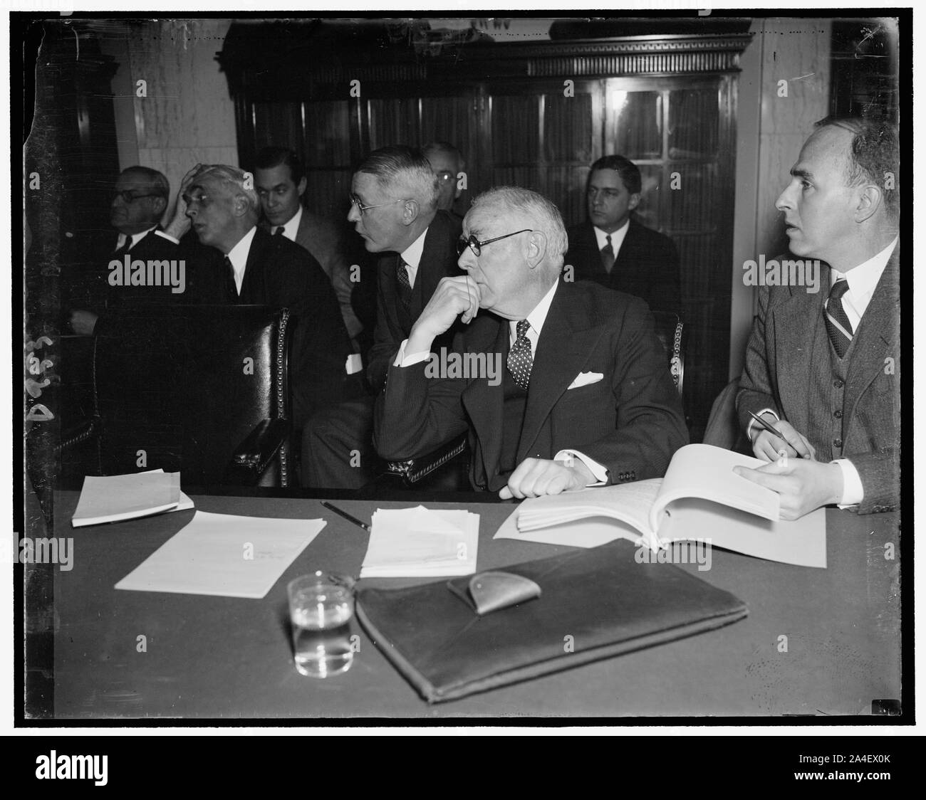 Thomas w lamont hi-res stock photography and images - Alamy