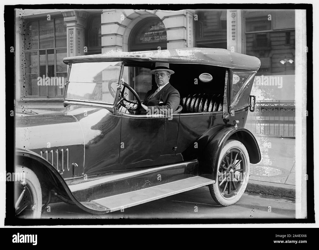 Thomas macdonald hi-res stock photography and images - Alamy