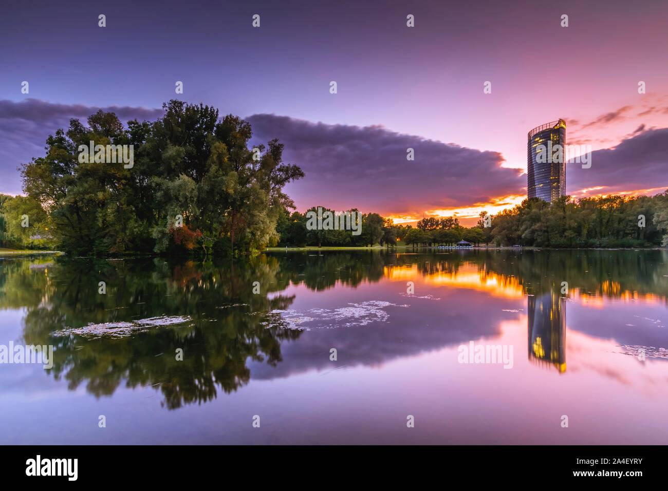 Autumn in bonn hi-res stock photography and images - Alamy