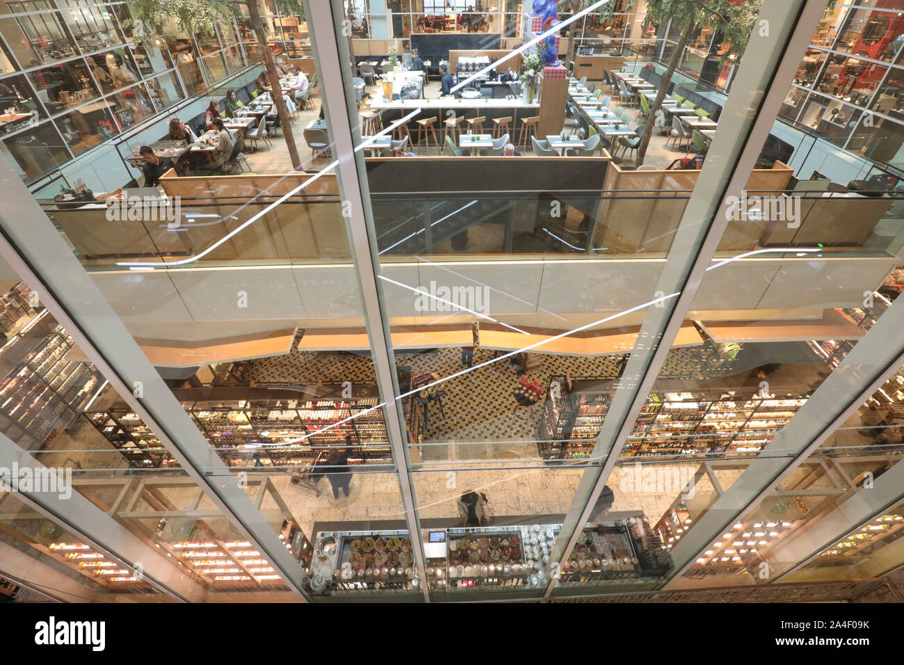 LA GRANDE EPICERIE , PARIS Stock Photo - Alamy