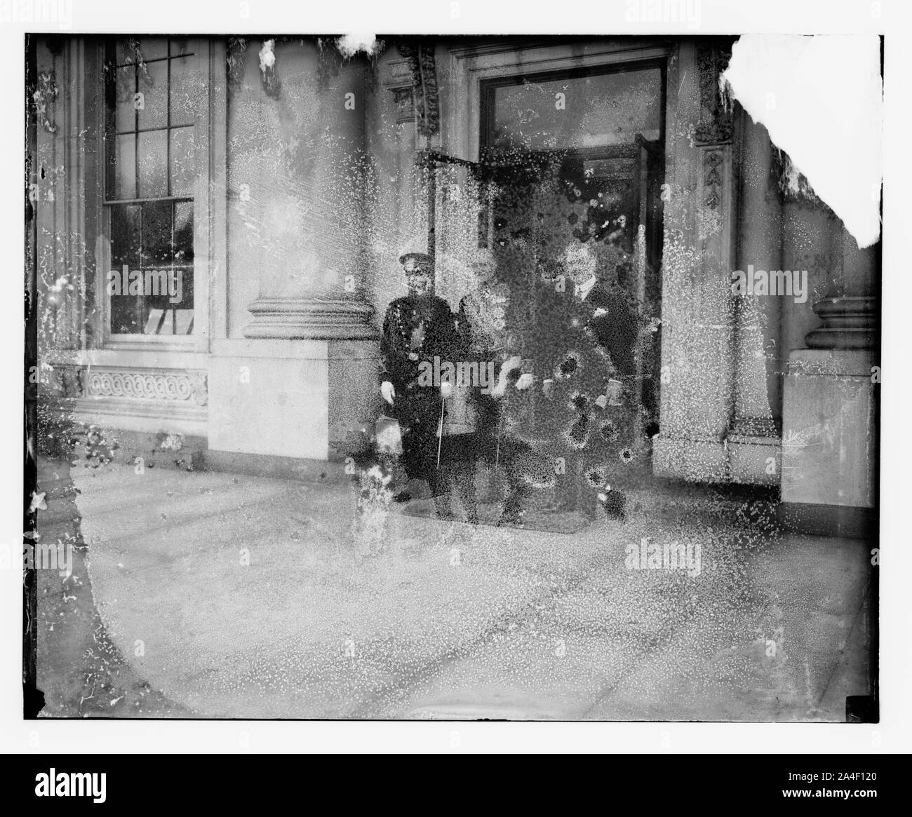 Group standing men in Black and White Stock Photos & Images - Alamy