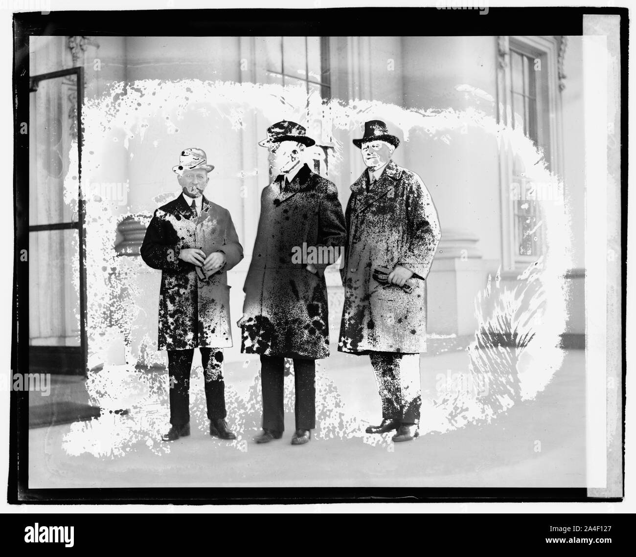 Men fashion 1920 Black and White Stock Photos & Images - Alamy