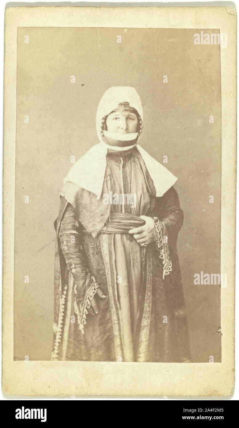 Three-quarter length portrait of woman, facing front Stock Photo - Alamy
