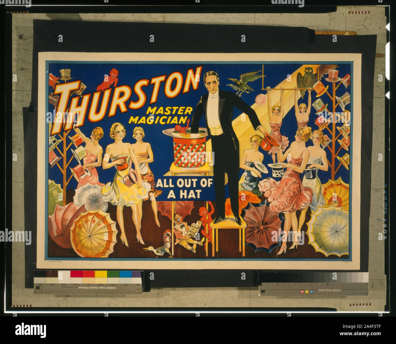 Master magician hi-res stock photography and images - Alamy