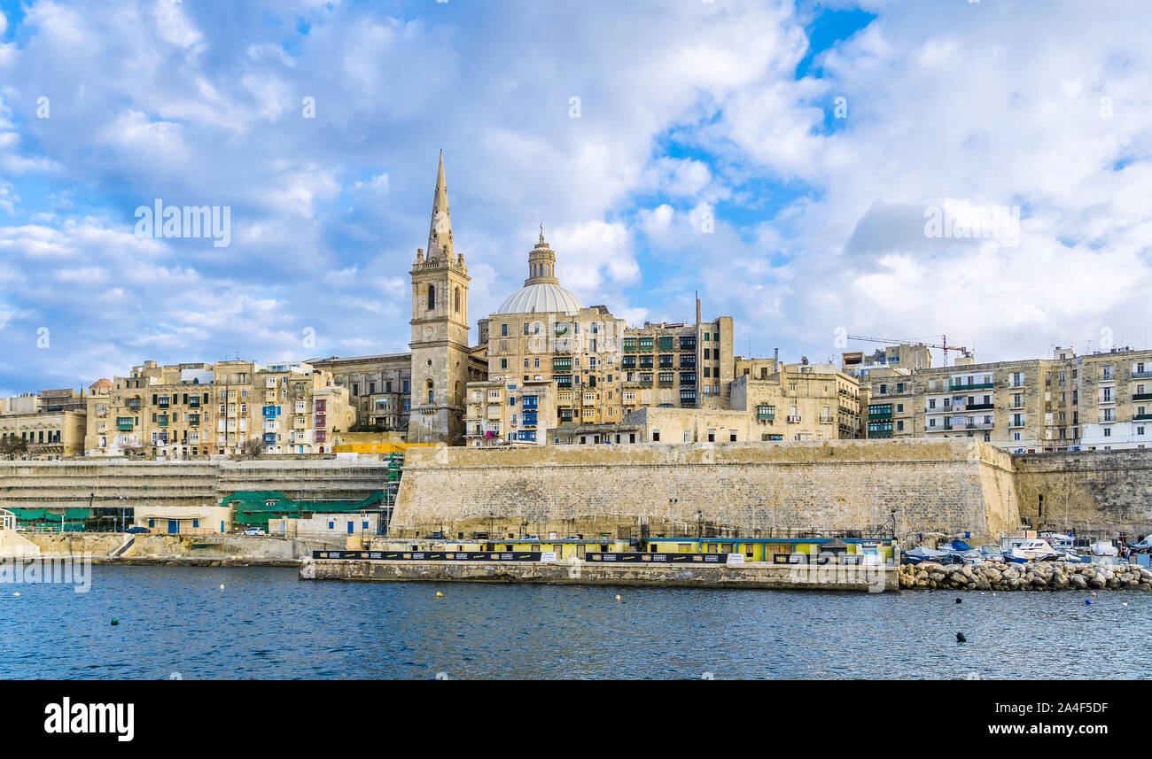 Malta, Valletta: Panoramic view of the Maltese capital from Sliema ...