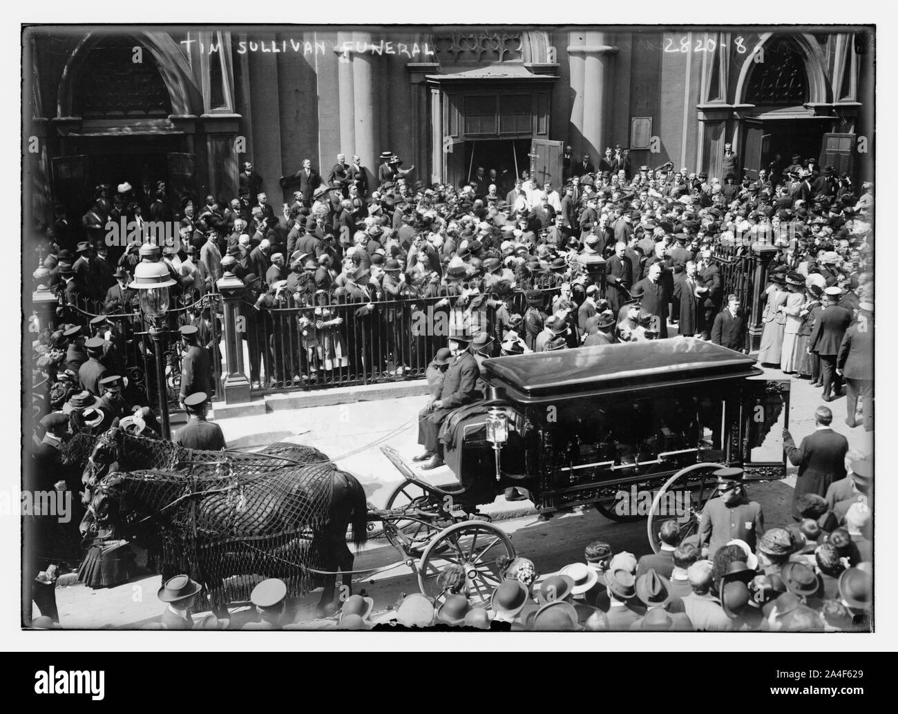 Early 1900s funeral hi-res stock photography and images - Alamy