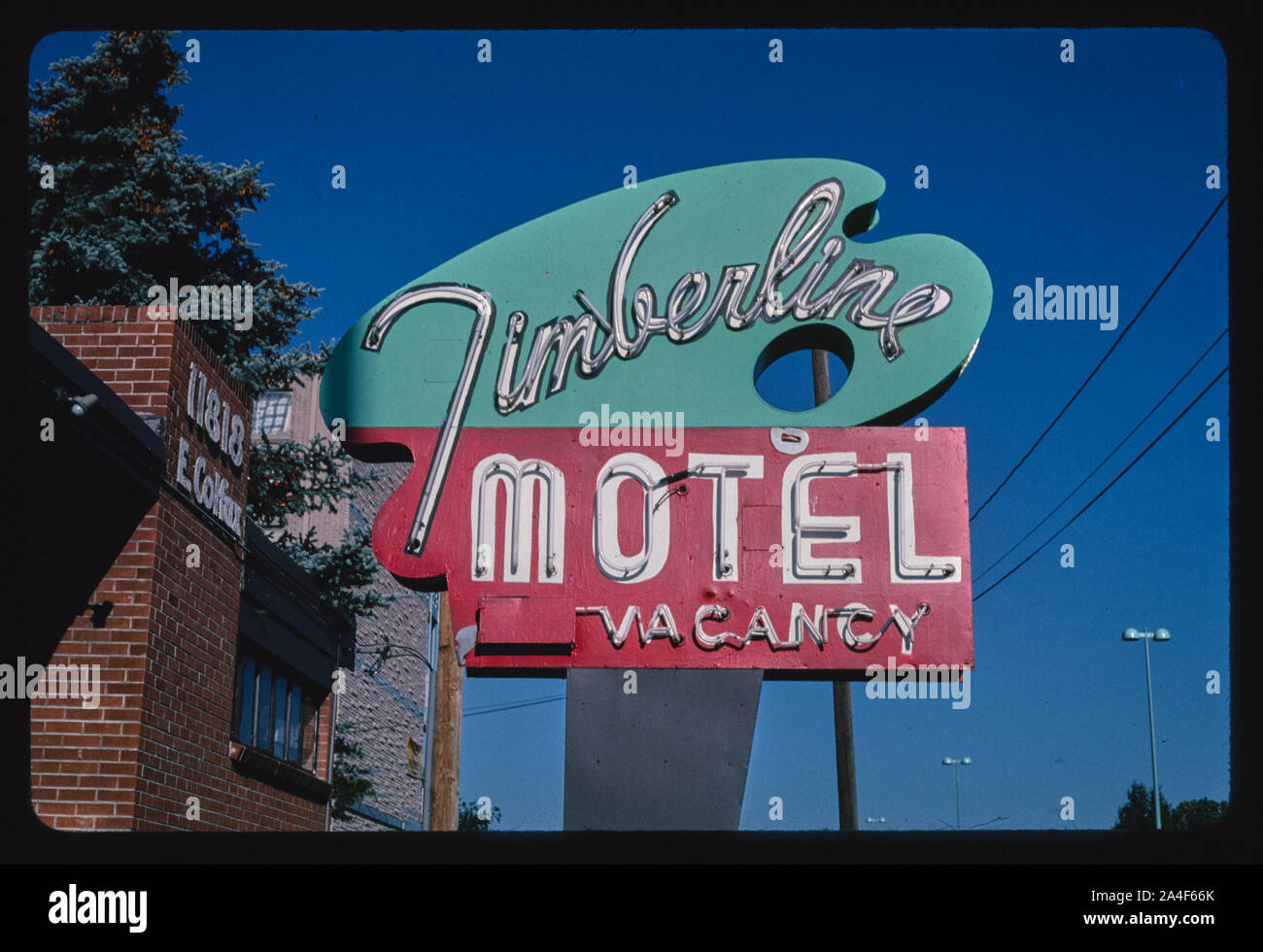 Vintage motel signs hi-res stock photography and images - Alamy