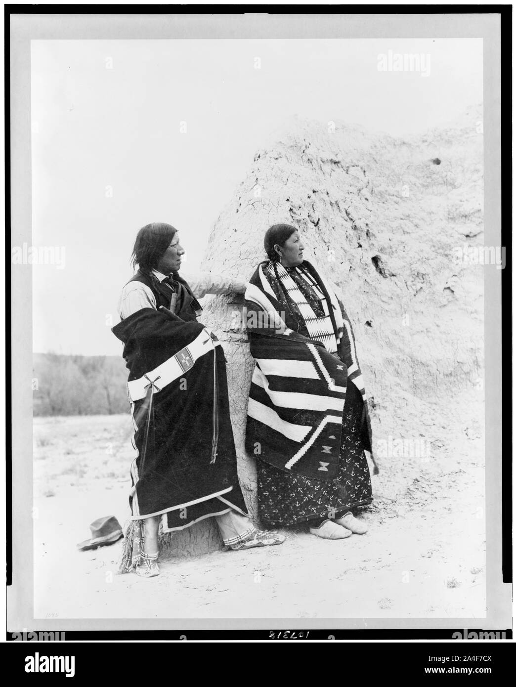 Native american squaw hi-res stock photography and images - Alamy