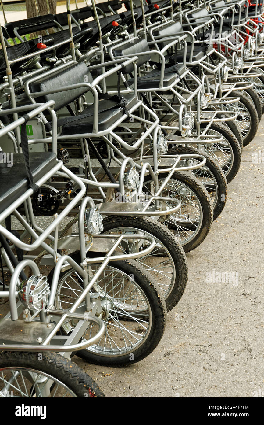 Sokolniki park hi-res stock photography and images - Alamy