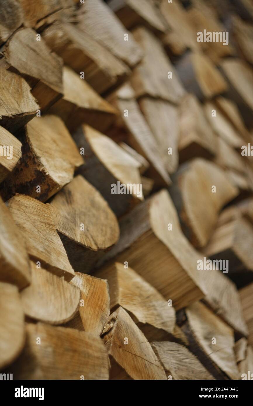 Cut up wood ready to be burnt Stock Photo - Alamy