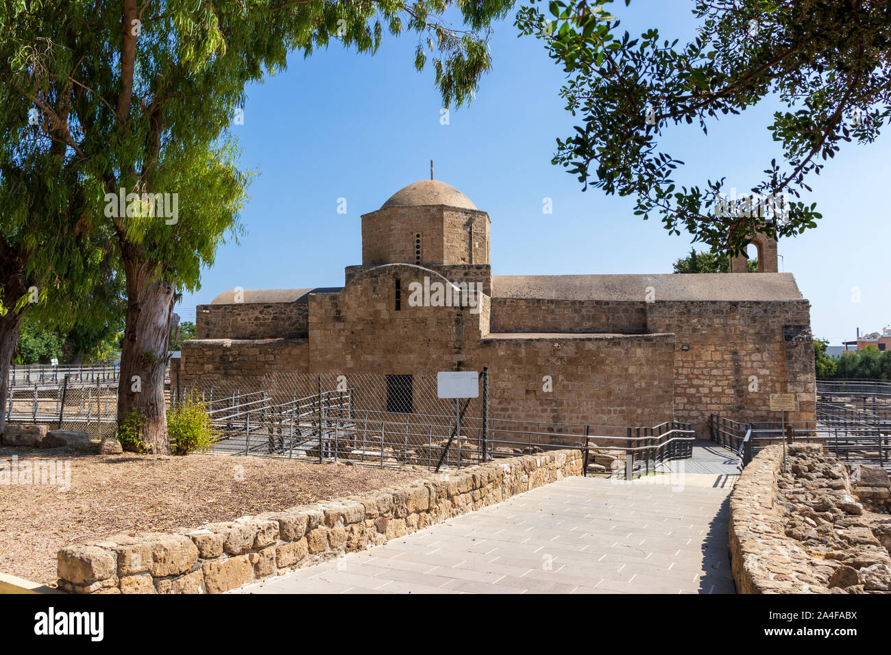 view of the Panagia Chrysopolitissa church (Ayia Kyriaki), Paphos ...