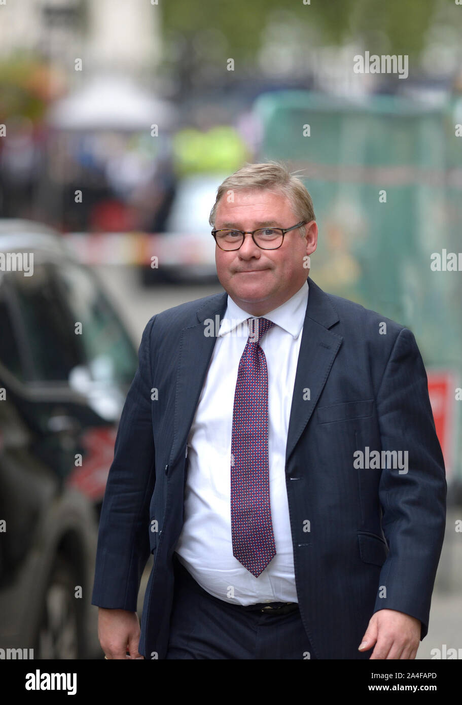 Mark Francois MP (Con: Rayleigh and Wickford) arrives in Downing Street ...