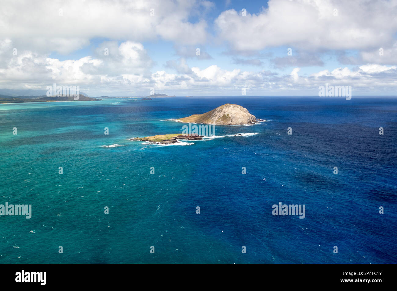 A Beautiful Coastal View Of Rabbit Island And Kaohikaipu Island State ...