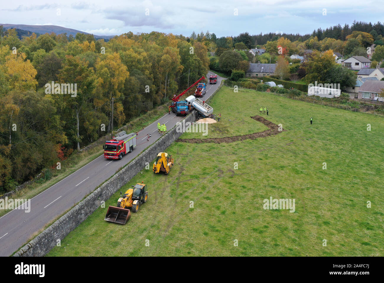 Scottish fuels tanker hi-res stock photography and images - Alamy