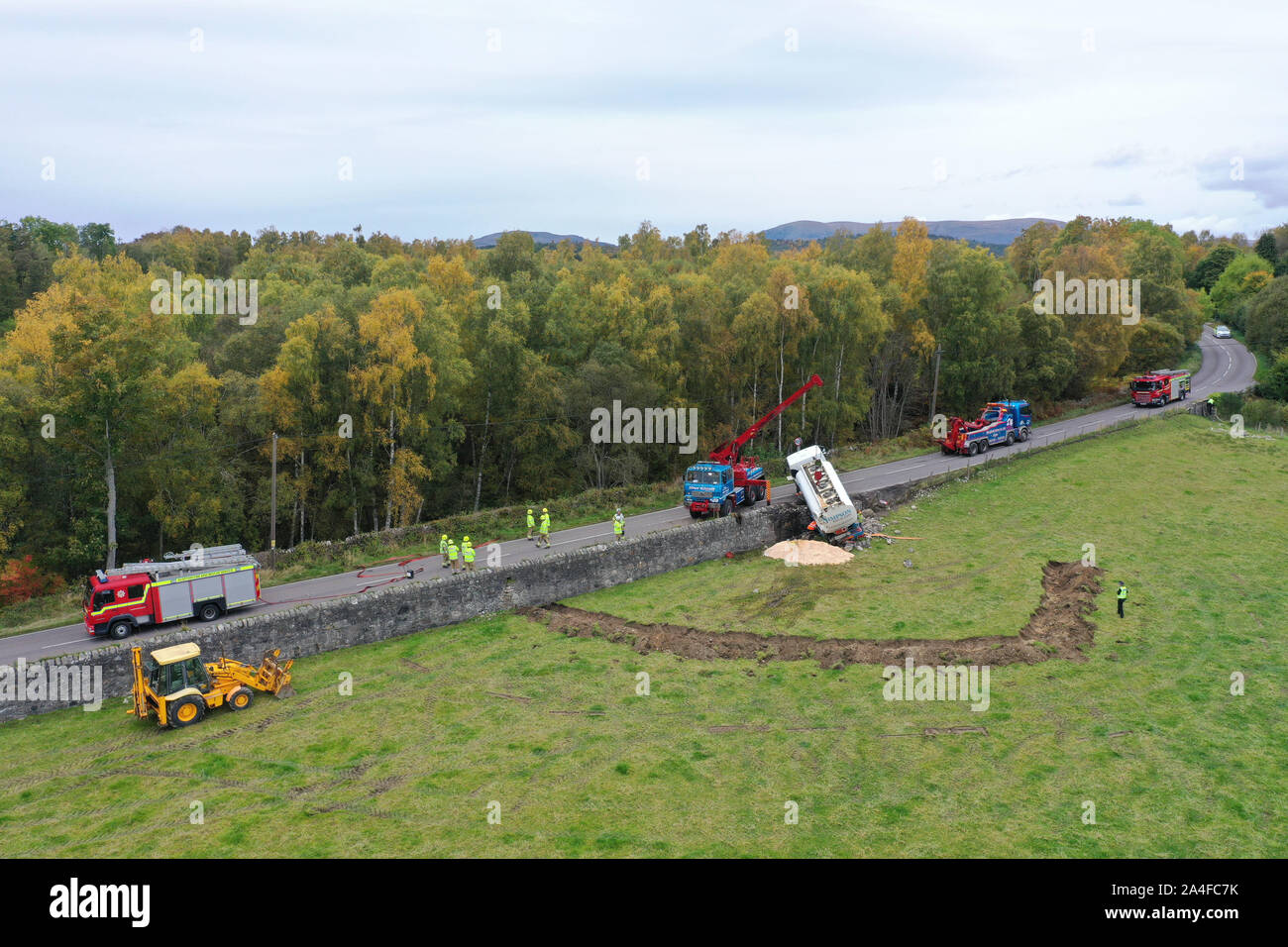 Scottish fuels tanker hi-res stock photography and images - Alamy