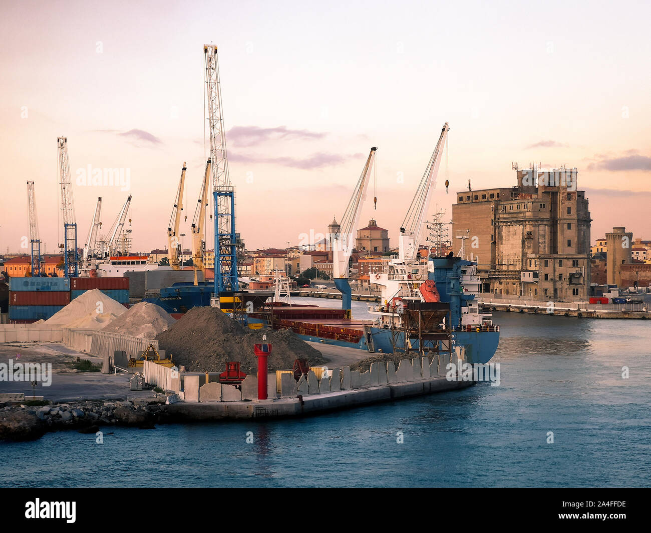 Shipyard for the construction of a new dock for the mooring of ships ...