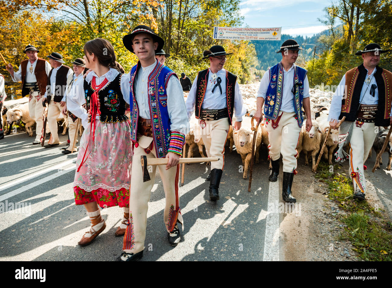 SZCZAWNICA,POLAND - OCTOBER 12, 2019: Polish Shepherds in Traditional ...