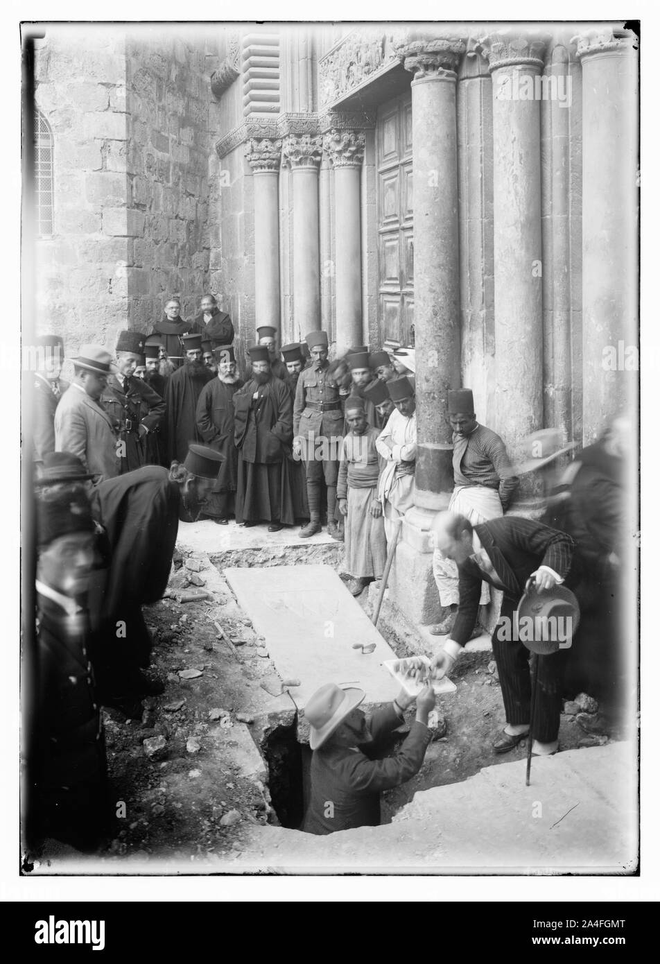 Ancient stone burial site Cut Out Stock Images & Pictures - Alamy