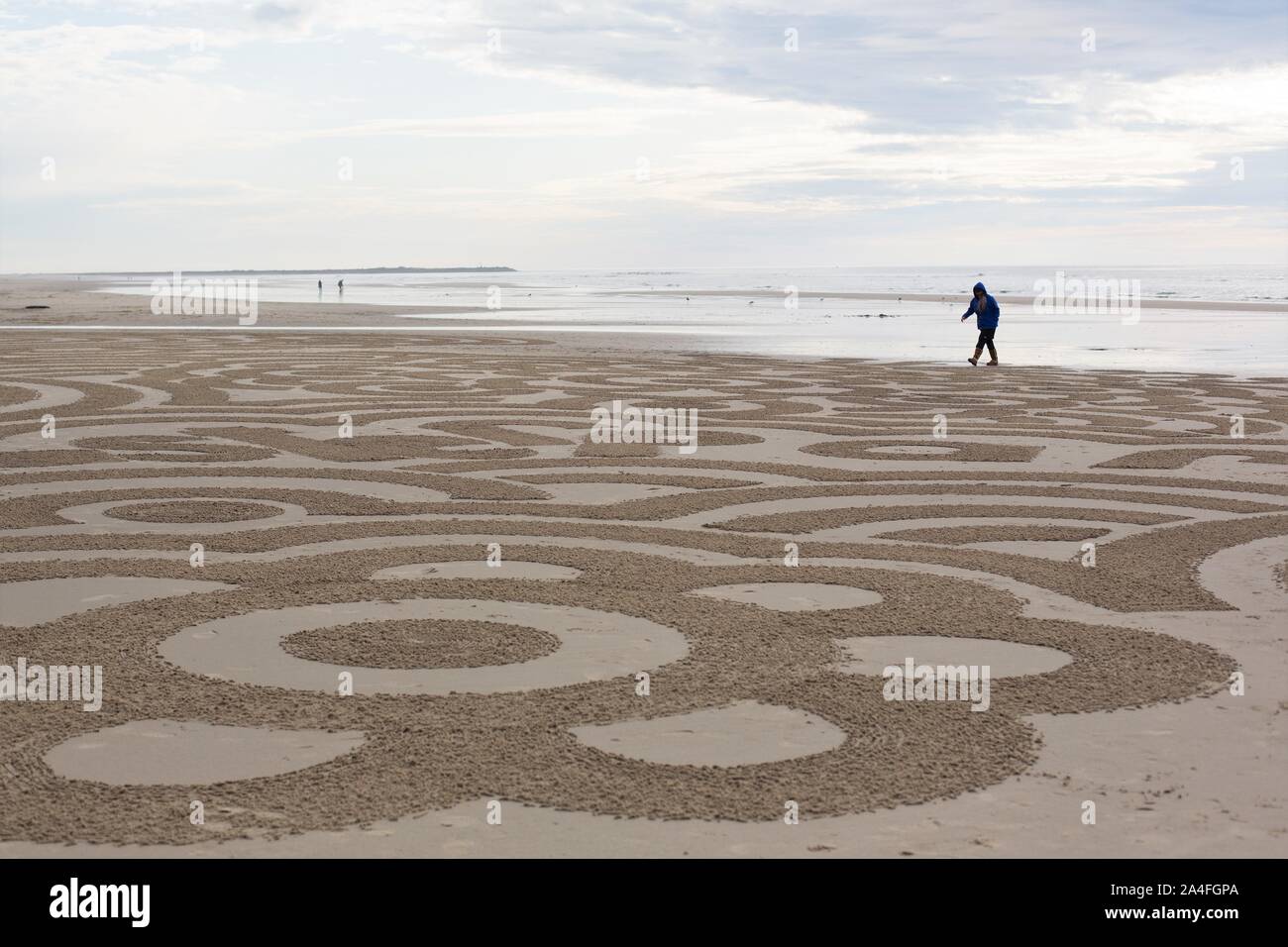 Sand art by Shifting Sands and Circles in the Sand artists, on Heceta ...